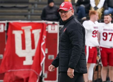 Penn State Football Nittany Lions To Hire Tom Allen As Defensive