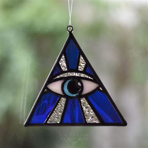 Ojo De La Divina Providencia La Maga