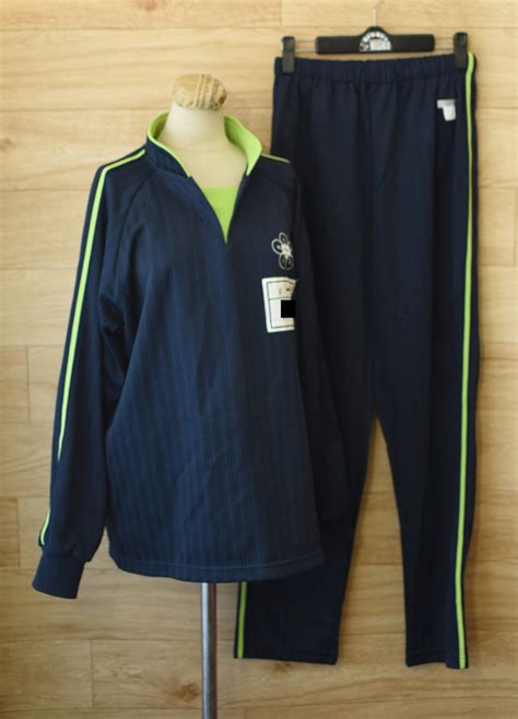 制服市場 b 千葉県 野田市立南部中学校 卒業生保管品 女子ジャージ上下セット M
