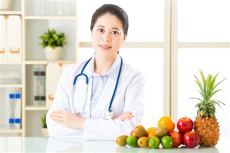 How A Nutritionist Helps Their Client IOSP