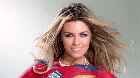 Incredible Photos From English Model Abigail Clancys Bodypaint Si