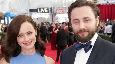 Alexis Bledel And Hubby Vincent Kartheiser Part Ways After Eight Years