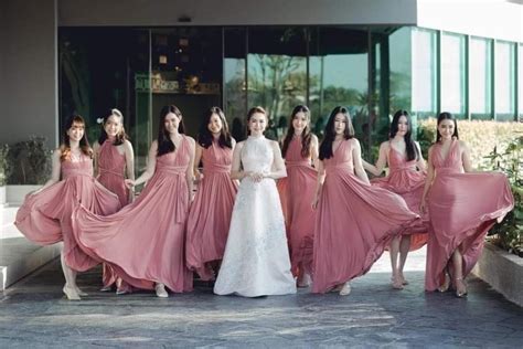 รวมแทรนด์ชุดเพื่อนเจ้าสาว สีชมพู ใหม่ มาแรง ใส่อะไรไปงานแต่ง สวยสง่า ดู