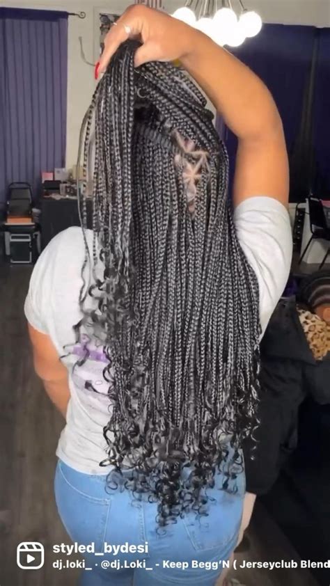 Triangle Parts Smedium Knotless Braids W Curls Added