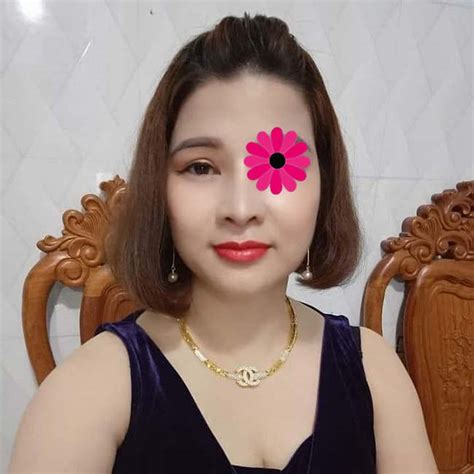 Hng Phi Máy Bay Bà Già Hng Hào Và Xinh P Máy Bay Bà Già Az