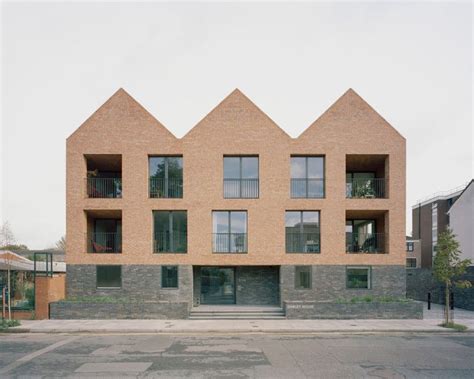 Al Jawad Pike Al Jawad Pike Brick Architecture Apartments Exterior
