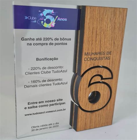 AP34 TROFÉU PERSONALIZADO DE ACRÍLICO E MADEIRA Atento Premium