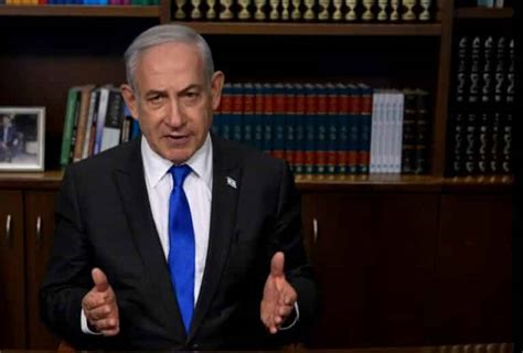 לפני עסקה אחרי המפגש עם נתניהו הערב ייחשפו תמונות של התצפיתניות בשבי בעזה המחדש כל