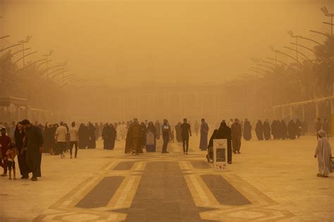 Sandstorm In Iraq Sends Over 1000 To Hospital Iran Front Page