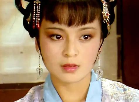 红楼梦中薛宝钗是谁扮演的？红楼梦中薛宝钗结局怎么样？影视动态 陪你看剧情网