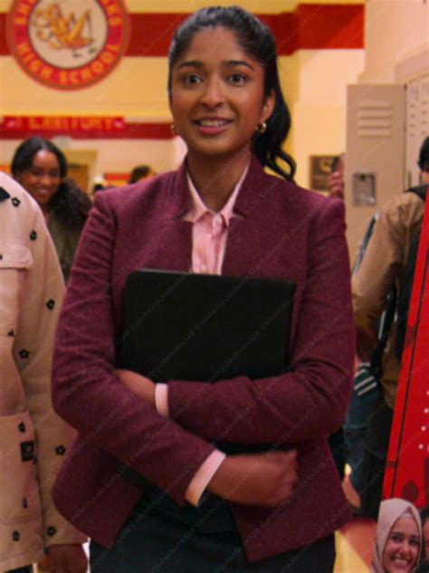 Never Have I Ever S04 Devi Vishwakumar Blazer