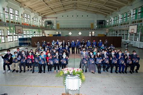 在家即是圖書館 宜蘭南區扶輪社捐贈300袋童書 宜蘭新聞網