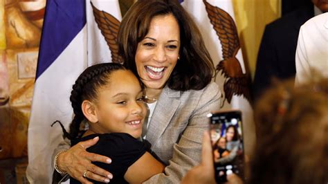‘i See You How Kamala Harris Left A Legacy For Girls Of Color Cnn