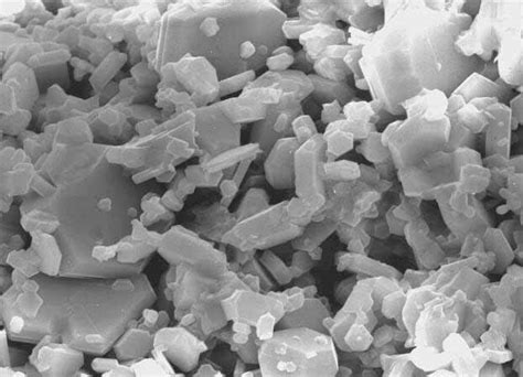 Sem Photograph Of The Fractured Surface Of The 0 Glass Added Specimen