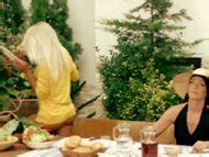 Sabrina Siani Nuda 30 anni in La liceale al mare con l amica di papà
