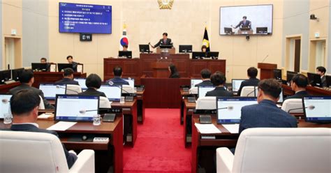 밀양시의회 제254회 임시회 개회···안병구 밀양시장 취임 인사