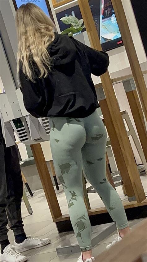 Amazing Gym Ass In Mcd🍑 Spandex Leggings And Yoga Pants Forum