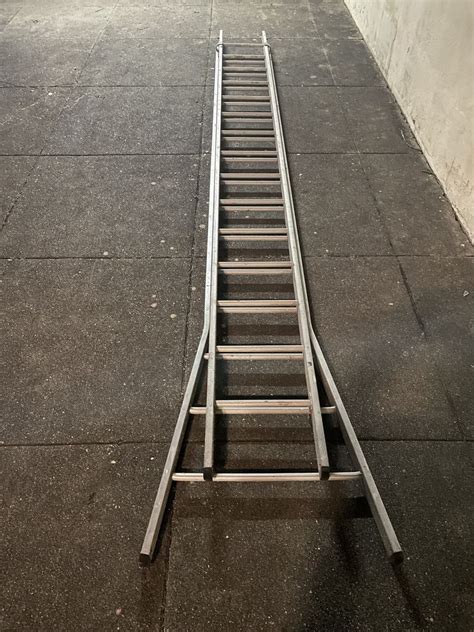 Escada Industrial Aluminio Gulpilhares E Valadares • Olx Portugal