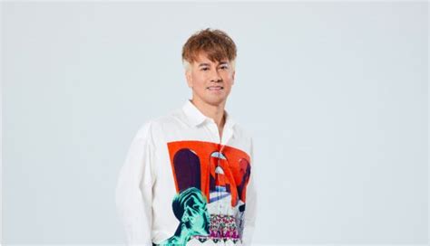 沉寂8年！李聖傑無預警曝喜訊 甜喊「20年緣分很奇妙」 Ettoday星光雲 Ettoday新聞雲