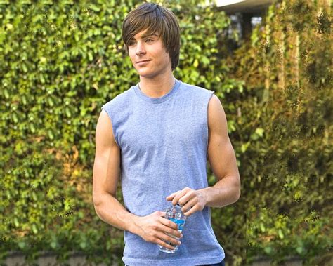 Zac Efron Wallpaper 2014