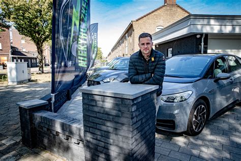 Nieky Holzken Stopt Na Anderhalve Maand Alweer Met Autobedrijfje Aan