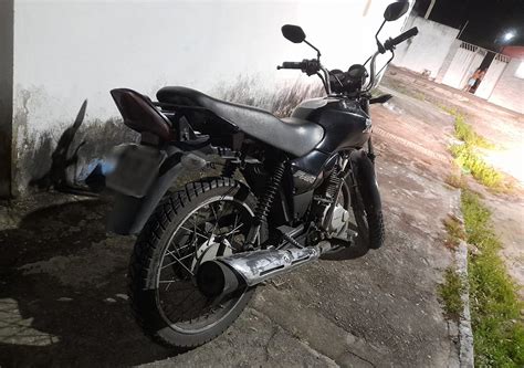 NÍsia Floresta PolÍcia Militar Recupera Moto Roubada No 1º Conjunto Da