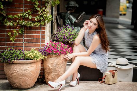 Wallpaper Id 1037058 4k Bricks Asian Flowers White High Heels