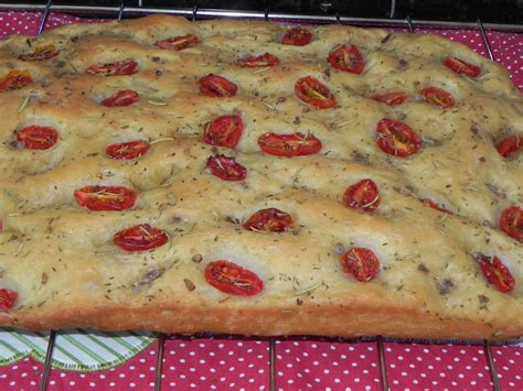 Focaccia De Tomate Cereja E Alecrim Menu Criativo Receitas