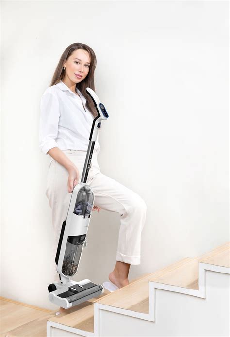 Máy hút bụi khô và ướt Redkey W12 - Cao Thiên Phát