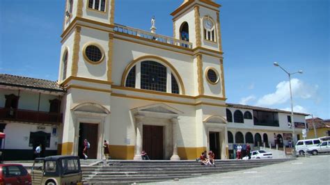 Conmoción En Antioquia Tras La Muerte De Una Niña De 8 Años Por Caída