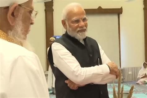 Modi Hai Toh Mumkin Hai Say Pakistani Muslims 2LT News