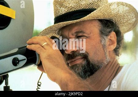 STRIPTEASE USA 1996 Andrew Bergman Erin Grant DEMI MOORE Regie Andrew Bergman Stock Photo Alamy