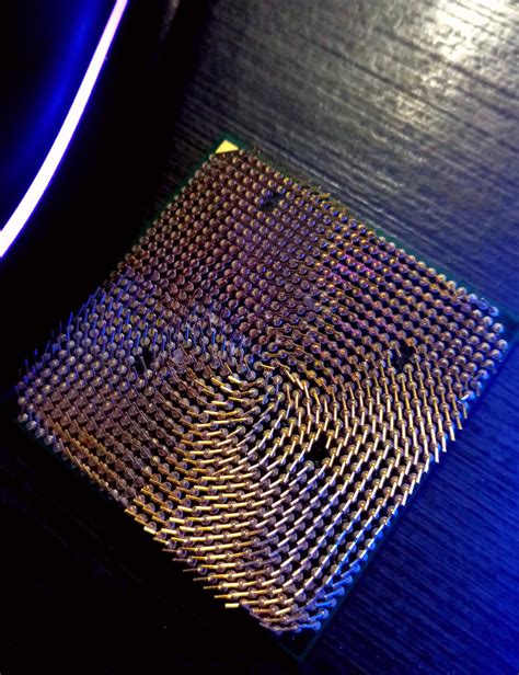 I Was Trying To Screw In My Cpu But I Can T Seem To Get It Threaded