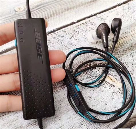 Bose Quietcomfort 20 Noise Cancelling Headphones Qc20 Earbuds For Ios