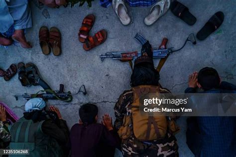 Afghan Army Praying Photos And Premium High Res Pictures Getty Images