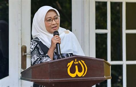 Fantastis Miliki Harta 138 2 Miliar Lilis Nuryani Bupati Terkaya Se