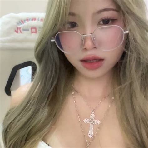ป้อน Iixpon On Threads