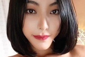 谭晓彤8月出炉的Onlyfans三部曲 05分享网