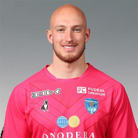 Gk スベンド ブローダーセン選手の負傷について 横浜fcオフィシャルウェブサイト