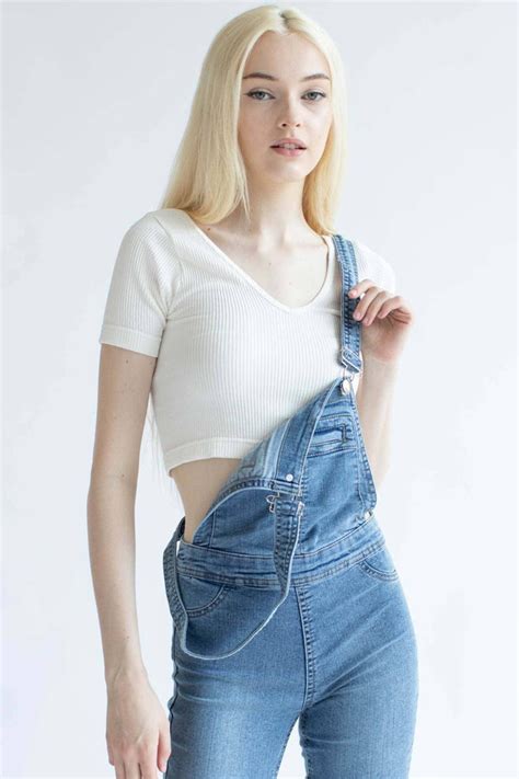 White Crop Ribbed Turtle Neck Sweater