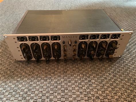 Massive Passive Stereo Equalizer Manley Labs Audiofanzine