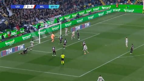 Milan Napoli Al Via La Vendita Dei Biglietti Per La Champions League