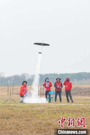 2022年全国航空航天模型锦标赛开赛 各类航模花式角逐 教育 人民网