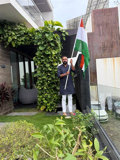 Jayesh Radadiya Jayesh Radadiya Added A New Photo