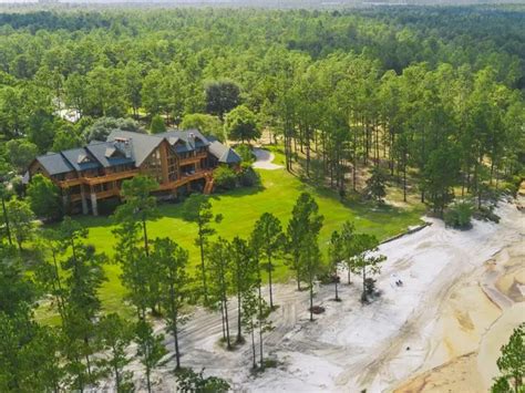 One Of The Largest Log Homes In The Us