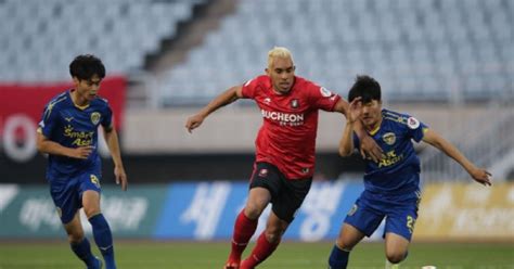 닐손주니어 경고누적 퇴장 징계 감면 경기 출전 가능