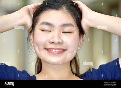 An Adult Female And Memory Loss Stock Photo Alamy