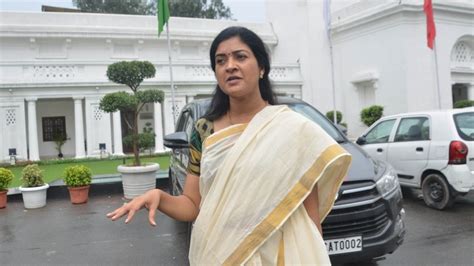 Days After Meeting Sonia Gandhi Alka Lamba Says Goodbye To Aap
