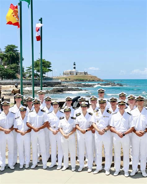 Princesa Leonor Novio Pillan A La Princesa Leonor Bes Ndose Con Un Chico En Una Fiesta En Brasil