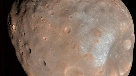 Фобос: Обреченият спътник на Марс (Астрономическа снимка на деня – APOD ...